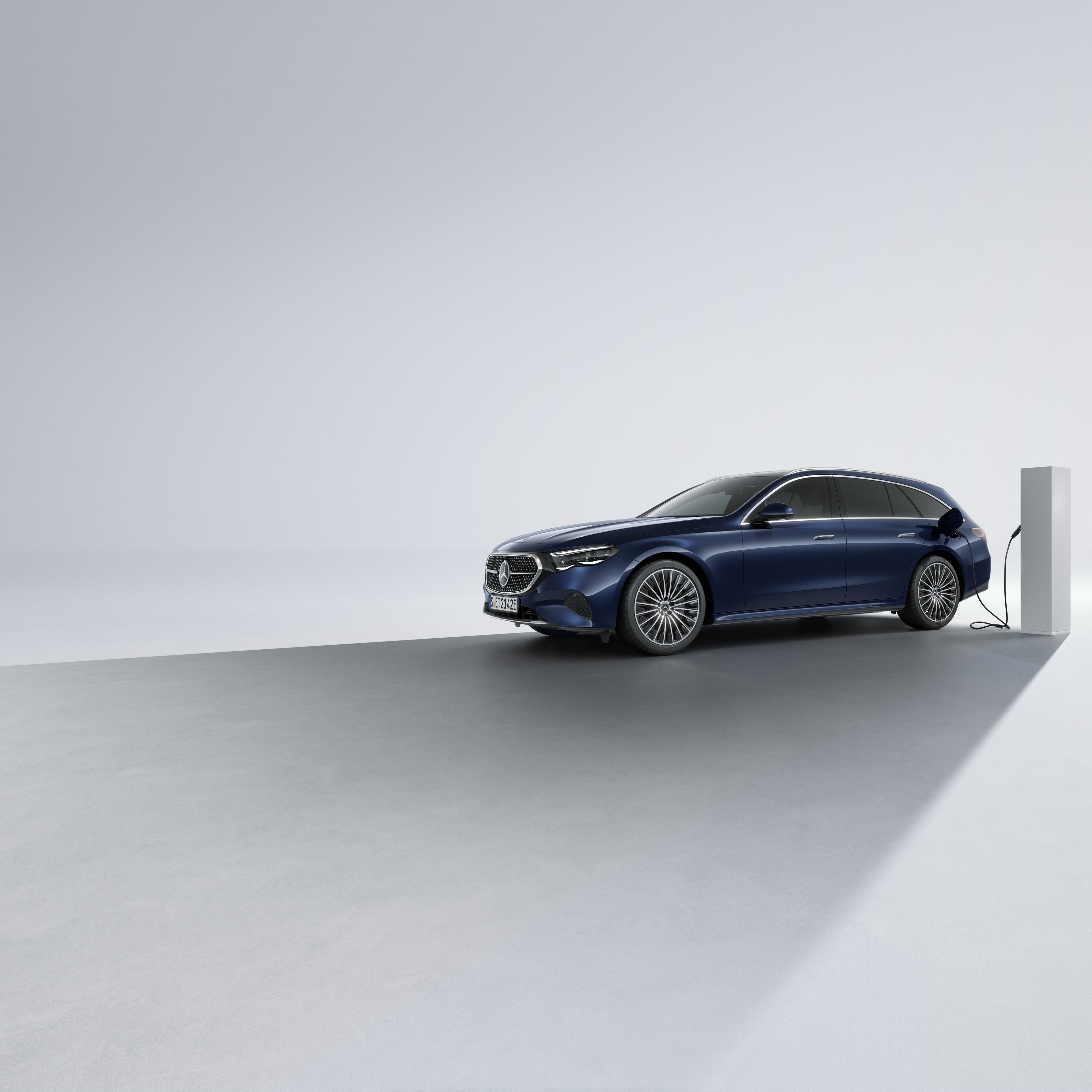 Mercedes hybrid estate cars store