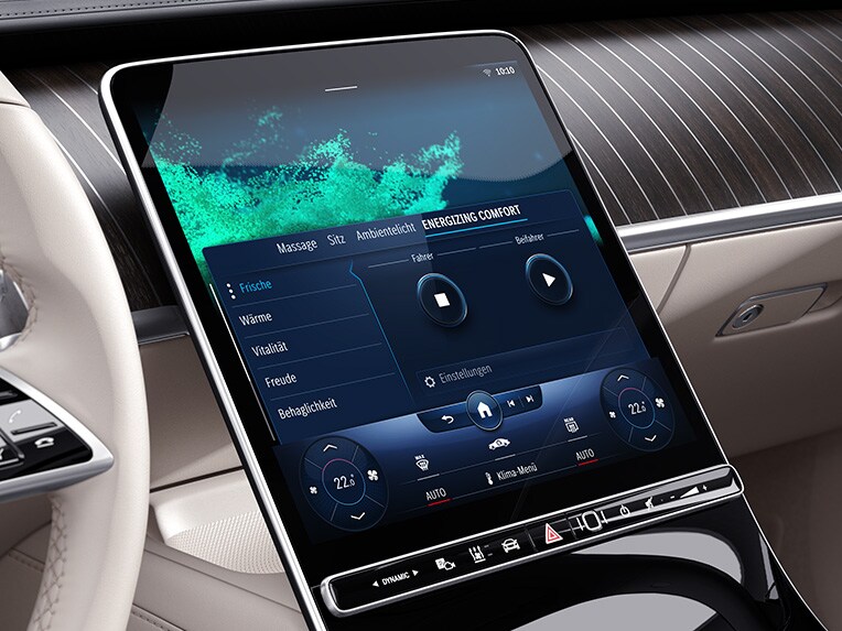 Entertainment | Learn more | Mercedes-Benz