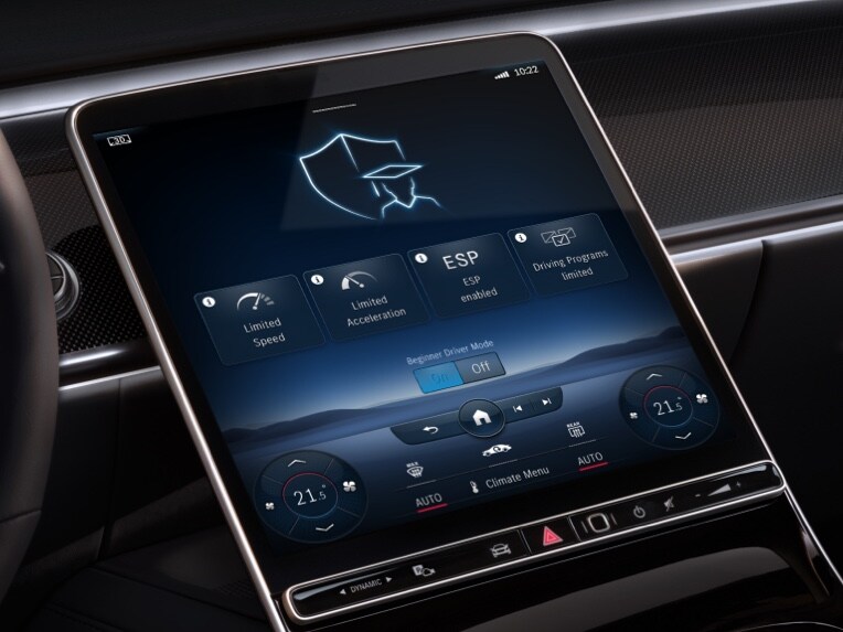 Digital Extras | Learn more | Mercedes-Benz